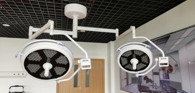 Hospital Equipment LED Operating Room Lights 700500 Surgical Light